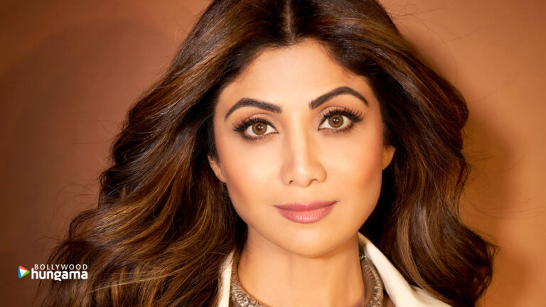 Injured Shilpa Shetty To Be Back On Her Feet Soon, Says 'I Am Getting ...
